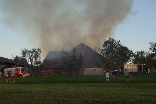Großbrand in Berndorf | Freiwillige Feuerwehr Berndorf
